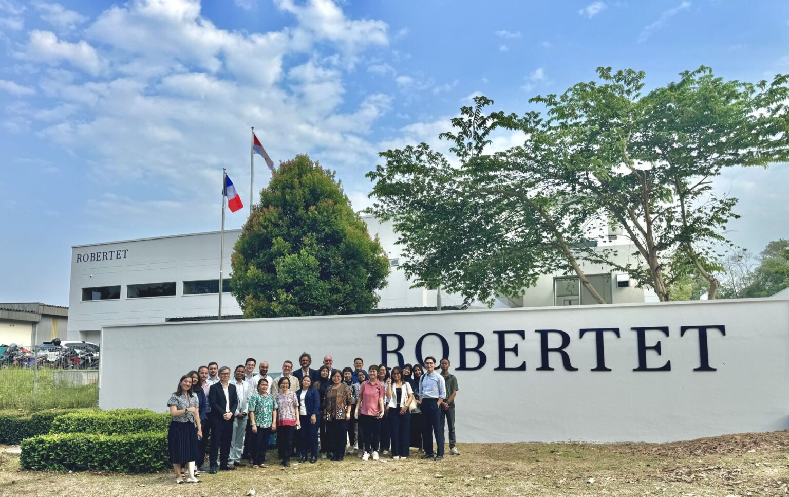 Robertet : Matières premières naturelles, parfumerie et arômes